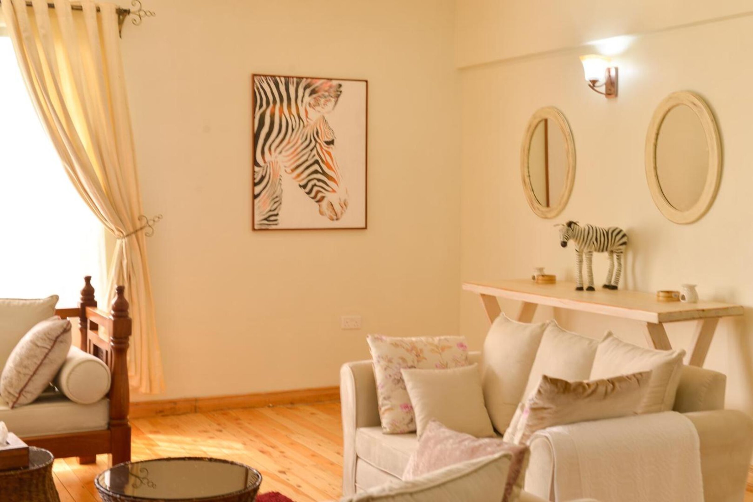 Staying with Everything Altitude. Unique breaks in Kenya.